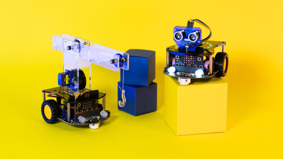 Apprentice Level 2: Car with Crane Expansion Pack | Resolute Shop